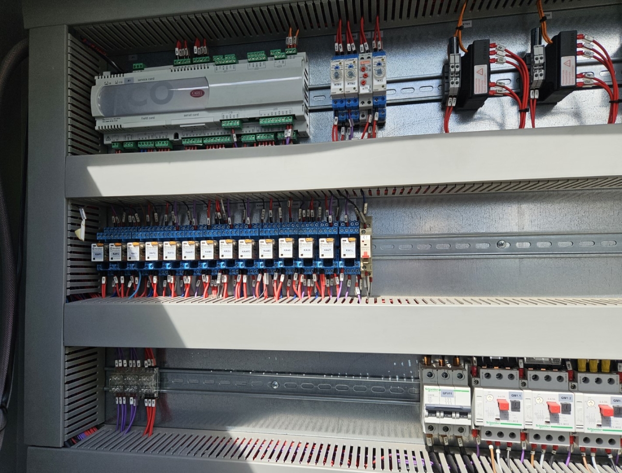 Used Bitzer HSK7451-70-40P (x2) condensing unit Freon | HOS BV