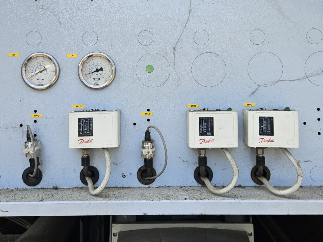 Used Bitzer HSK7451-70-40P (x2) condensing unit Freon | HOS BV